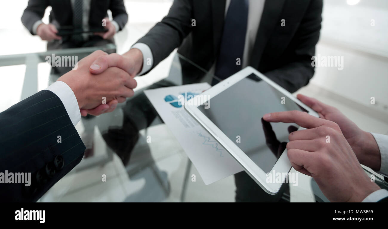 new technologies and business partnership Stock Photo - Alamy