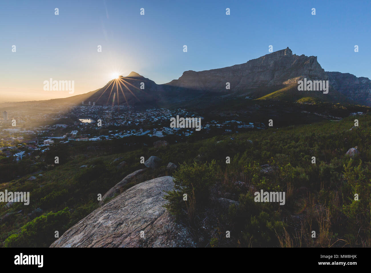 Table Mountain in Cape Town at sunrise Stock Photo - Alamy