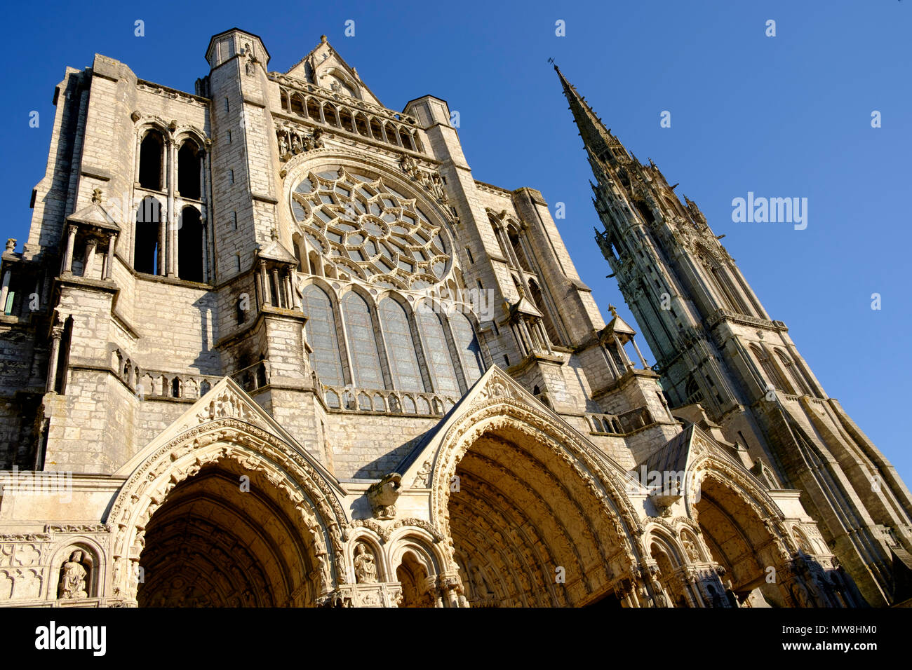 Chartres Cathedral Exterior High Resolution Stock Photography and ...