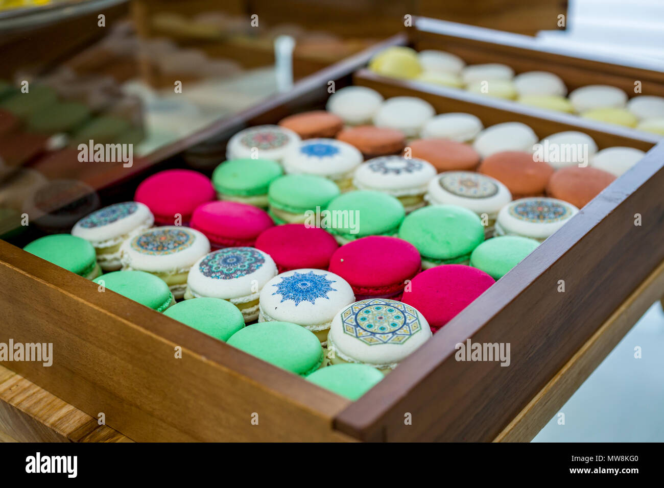 Arabic sweets hi-res stock photography and images - Alamy