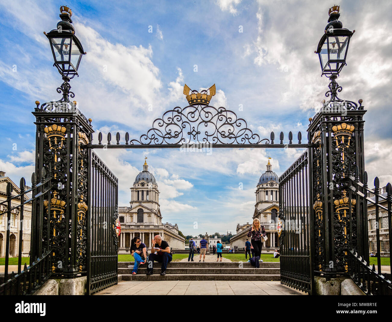 Old naval college greenwich gates hi-res stock photography and images ...