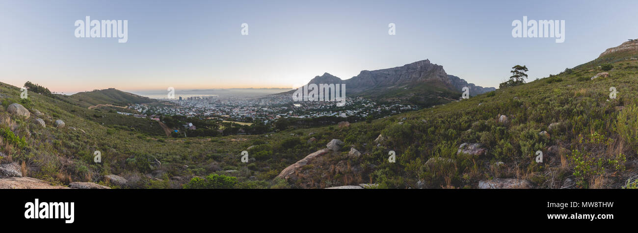Table Mountain Sunset Cape Town High Resolution Stock Photography and ...