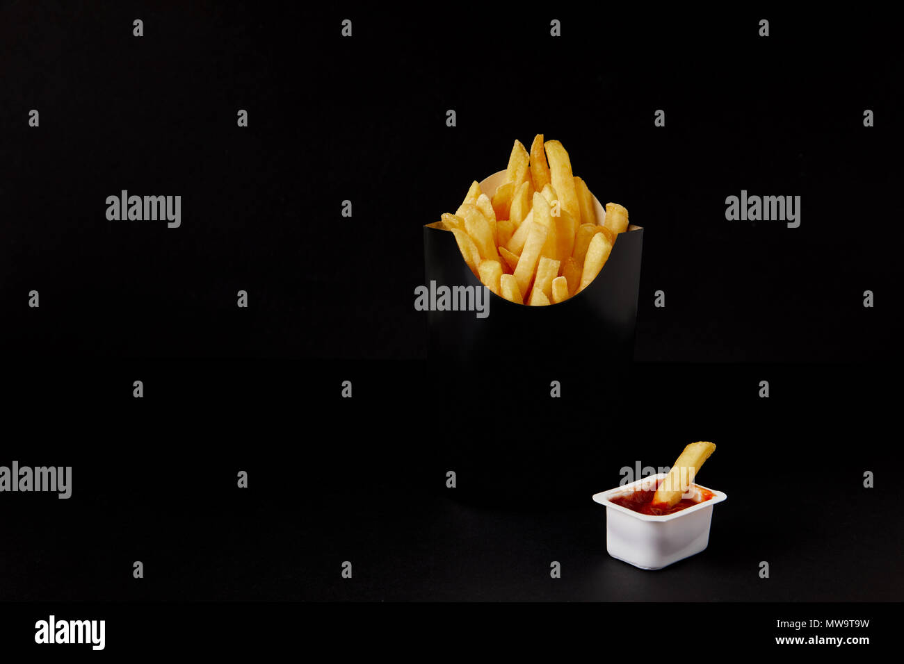 Plastic ketchup box hi-res stock photography and images - Alamy