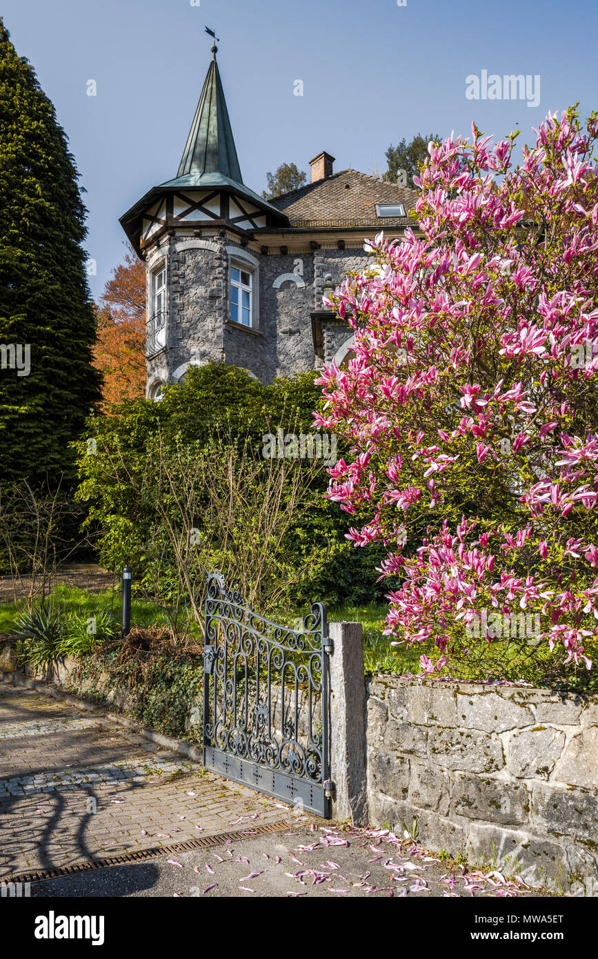 Idyllic restaurant and castle Zuckerbergschloss, Kappelrodeck, Germany ...