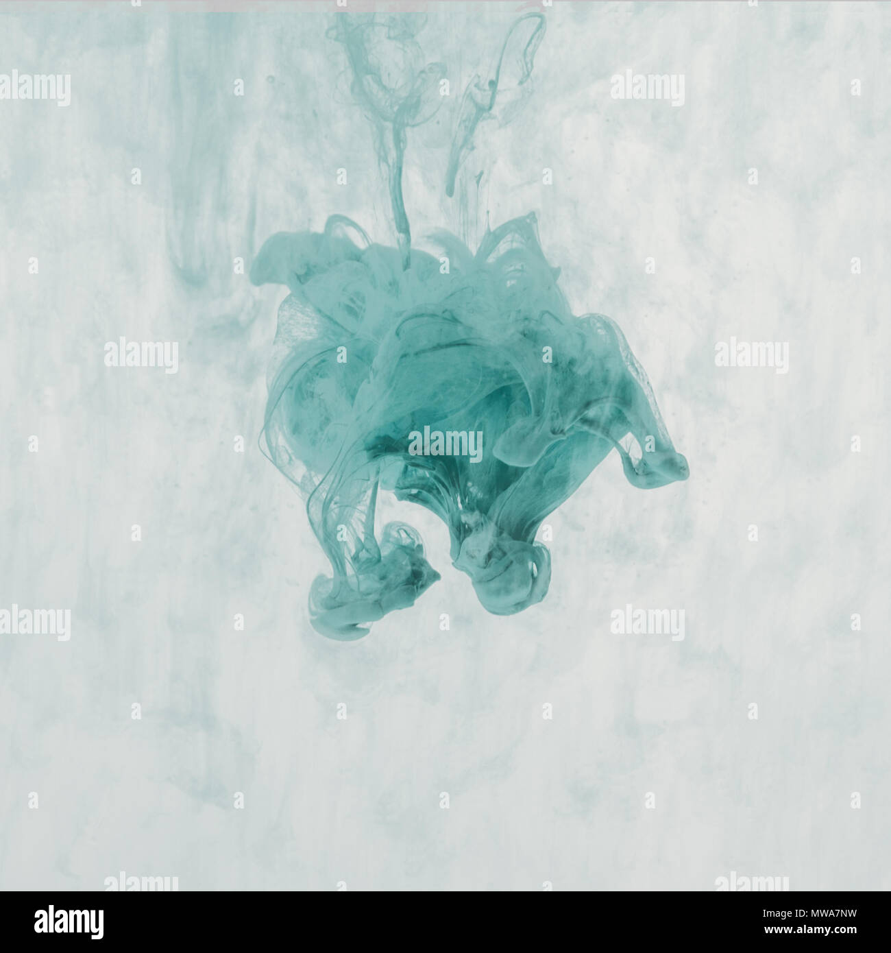 Artistic splash hi-res stock photography and images - Alamy