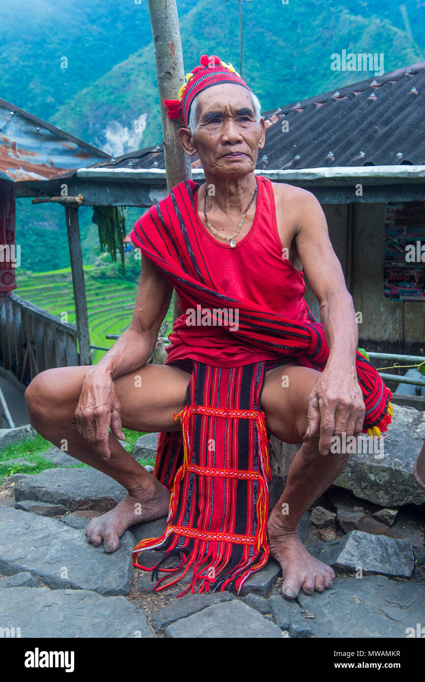 Ifugao man in traditional clothes hi-res stock photography and images ...