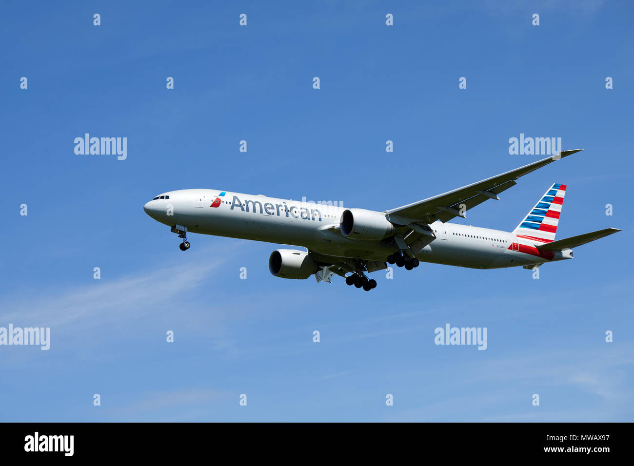 An American Airlines Boeing 777 aircraft, registration number N733AR ...