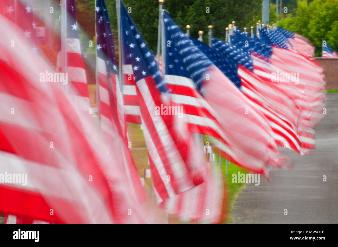 4 american flags hi-res stock photography and images - Alamy