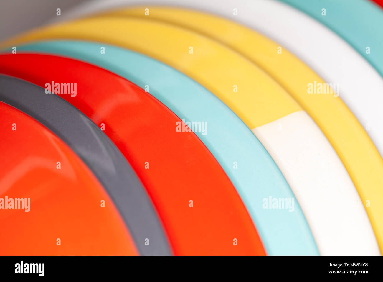 Edges of plates hi-res stock photography and images - Alamy