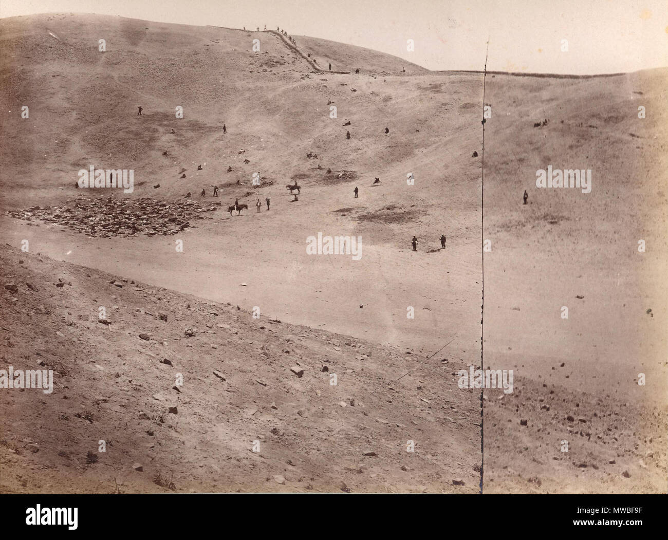 Fosa comun hi-res stock photography and images - Alamy