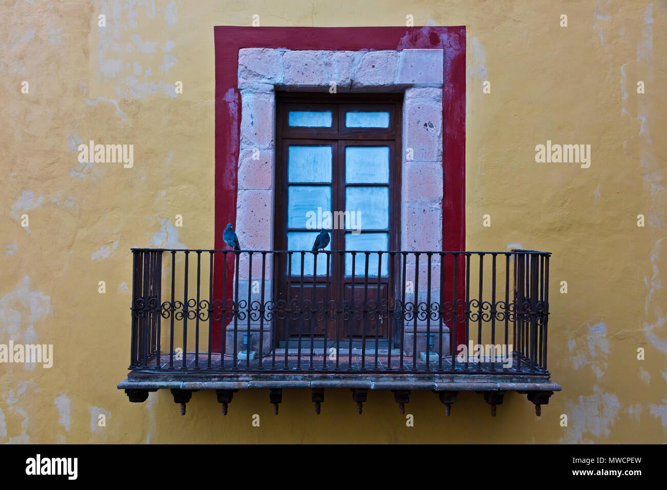 Architectural detail of a window - GUANAJUATO, MEXICO Stock Photo - Alamy