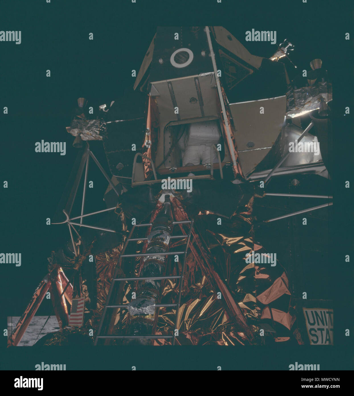 Apollo moon mission. Exploring the moons surface with landing module ...