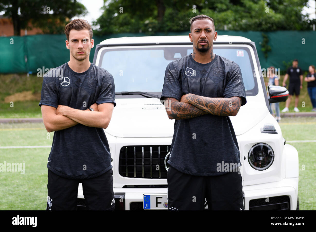 Goretzka dfb mercedes hi-res stock photography and images - Alamy