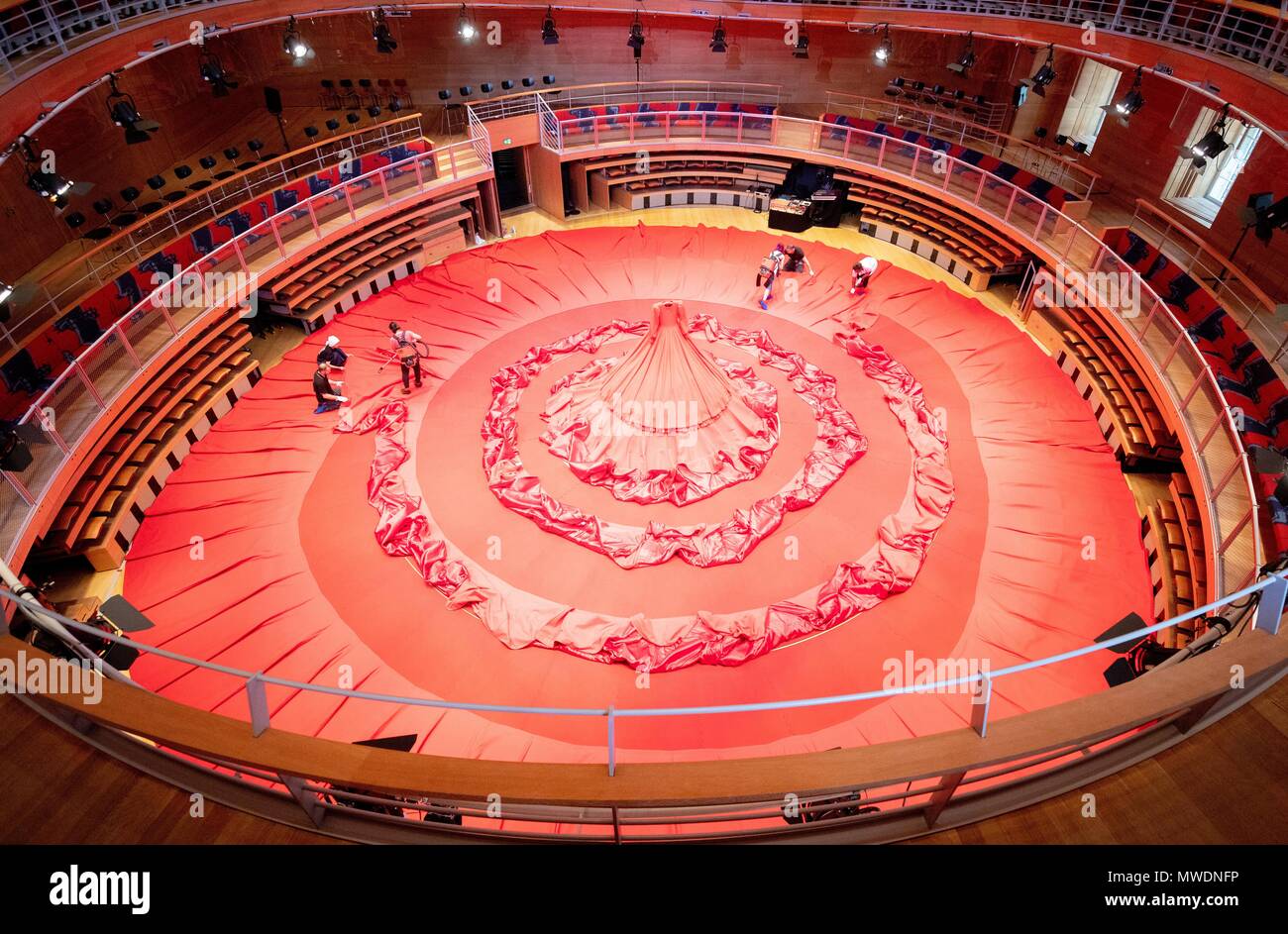 Pierre boulez concert hall hi-res stock photography and images - Alamy