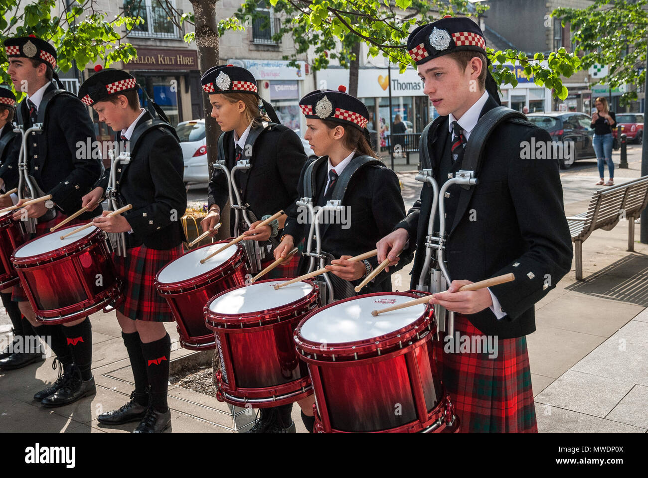 Alloa, Clackmannanshire, UK. 1st June, 2018. Members of the Dollar ...