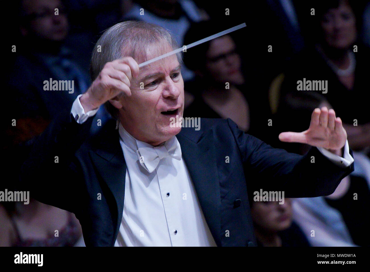 Conductor david robertson hi-res stock photography and images - Alamy
