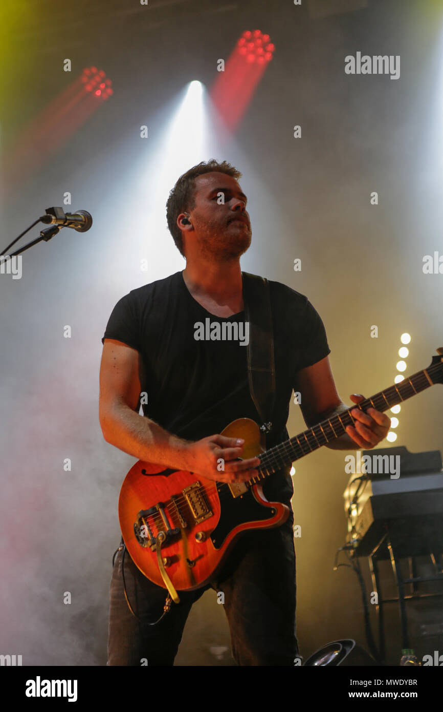 Worms, Germany. 1st June 2018. The guitar player of Max Giesinger's ...