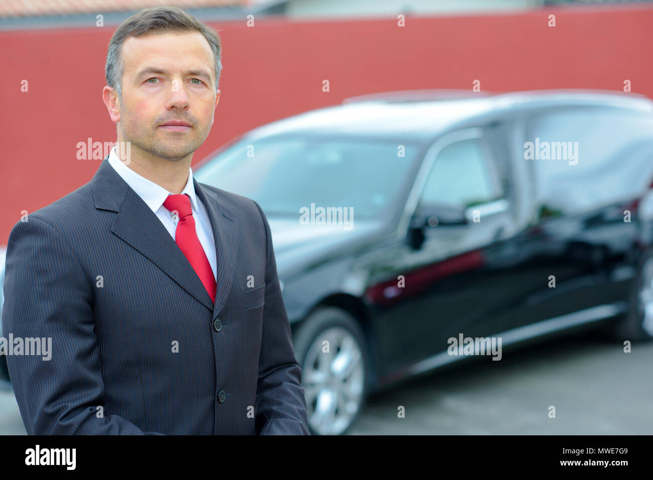 Formal hearse hi-res stock photography and images - Alamy