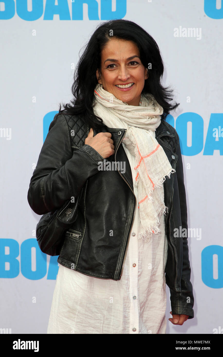 Shaula vega hi-res stock photography and images - Alamy