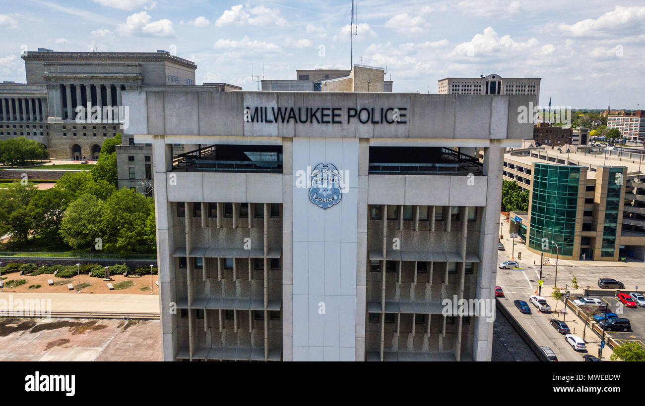 Milwaukee Police Department District 1, Milwaukee, WI, USA Stock Photo ... Milwaukee Police Department District 1, Milwaukee, WI, USA Stock Photo ...