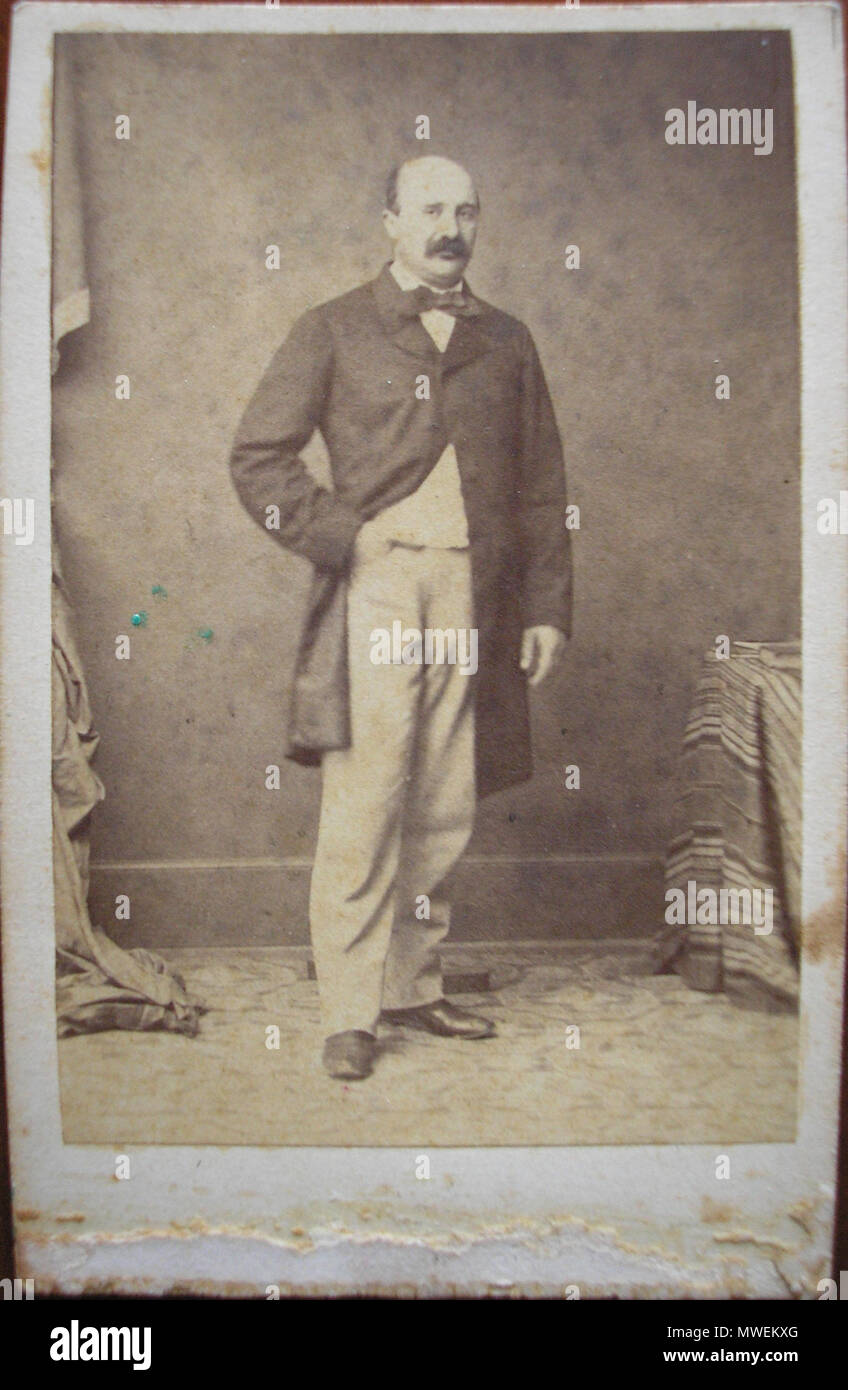 Recto middle written hi-res stock photography and images - Alamy