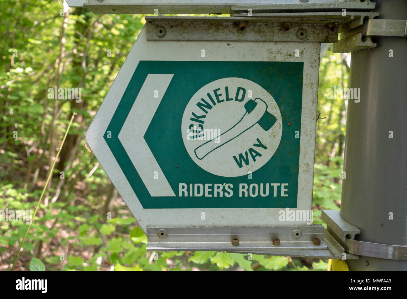 Icknield Way ricer's route sign on a post in the Chilterns area of ...