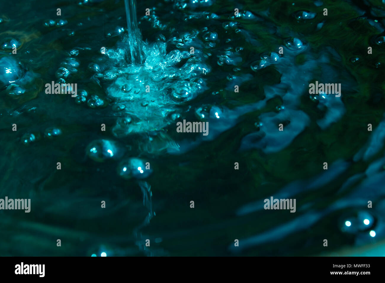 Ripple tank wave hi-res stock photography and images - Alamy