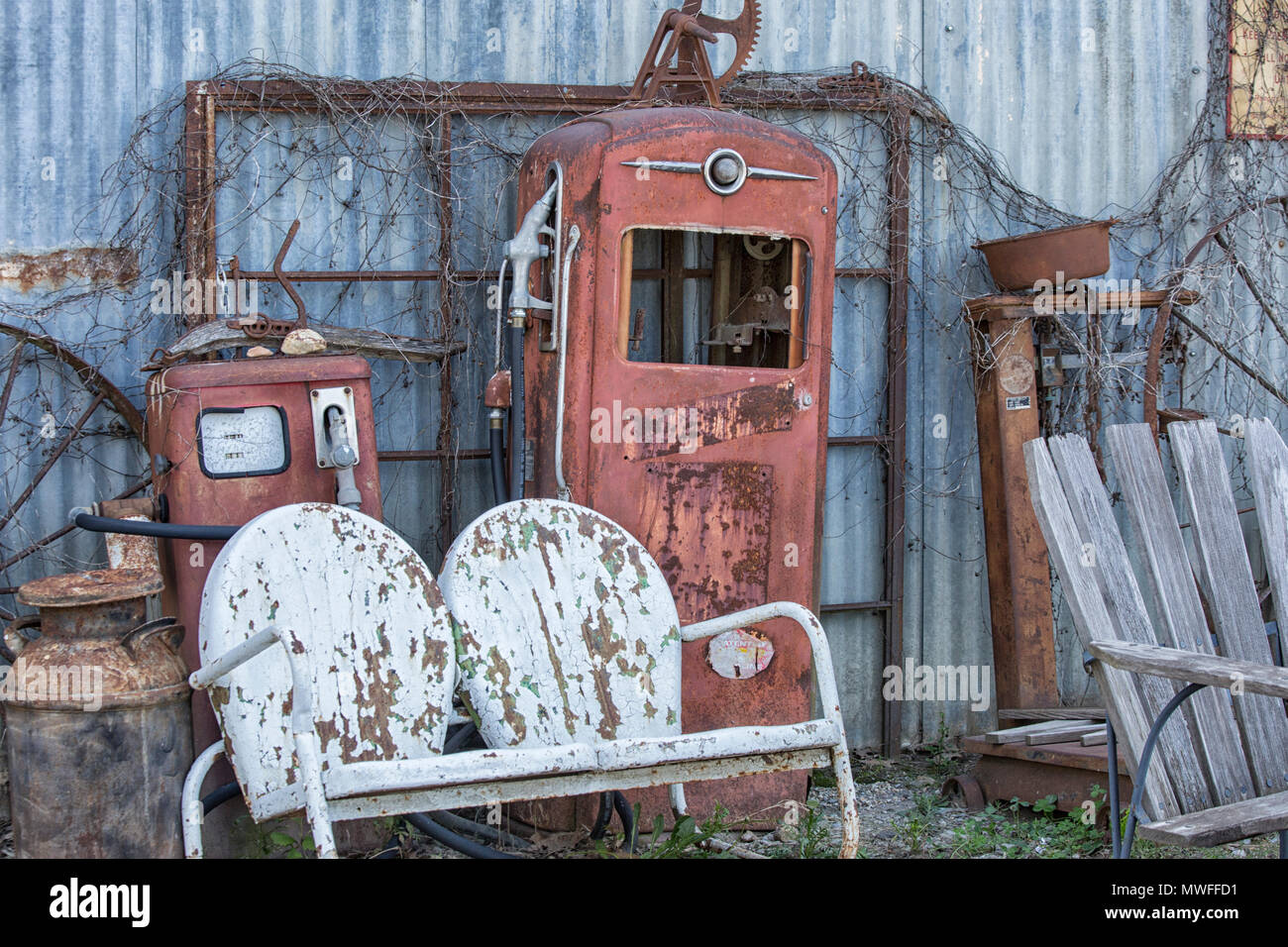 Front entrance with abandoned junk at The Shack Up Inn cotton ...