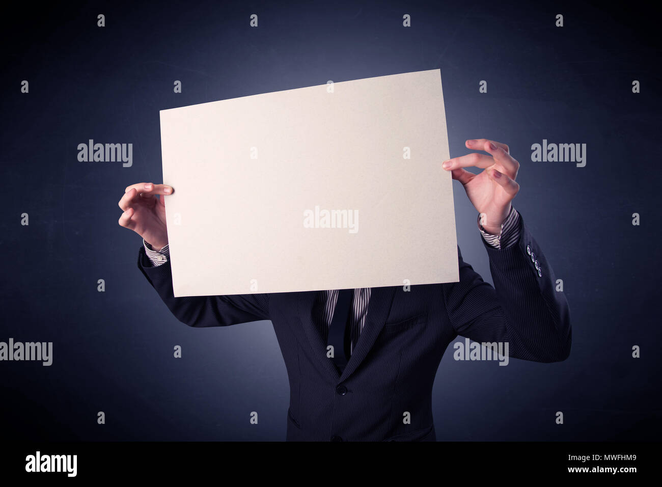 Cardboard fingers holding card hi-res stock photography and images - Alamy