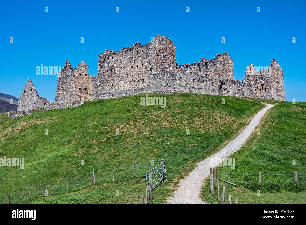 Ruthven barracks hi-res stock photography and images - Alamy