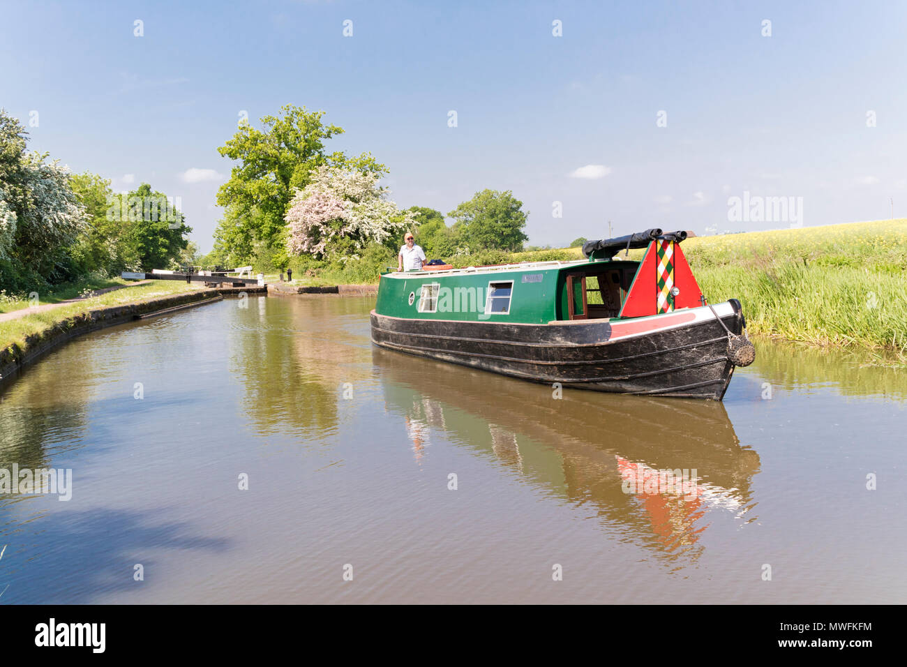 Narrowboat on the Tardebigge flight of locks, Worcester and Birmingham ...