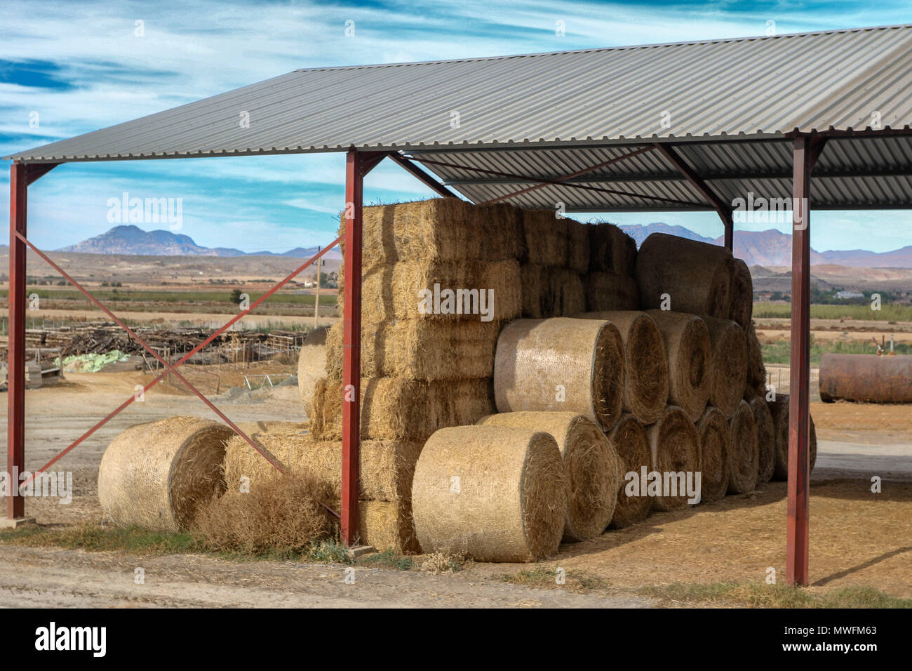 Farming Africa Buildings Stock Photos & Farming Africa Buildings Stock ...