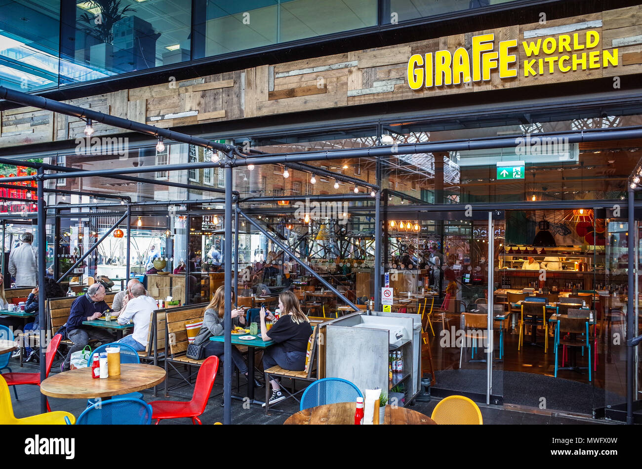 Giraffe World Kitchen Restaurant in London's Spitalfields Market Stock ...