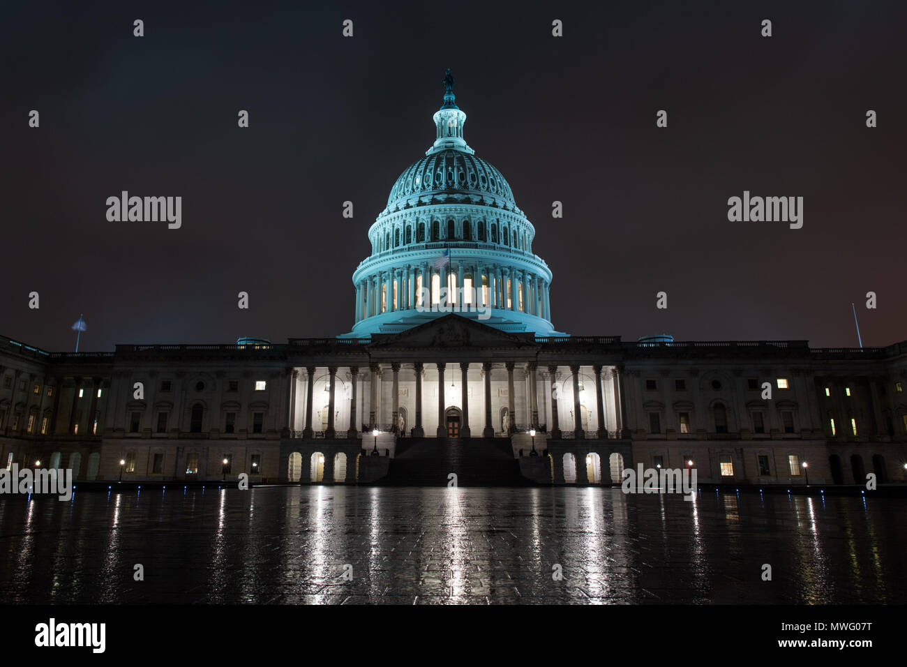 washington dc capitol at night Stock Photo - Alamy
