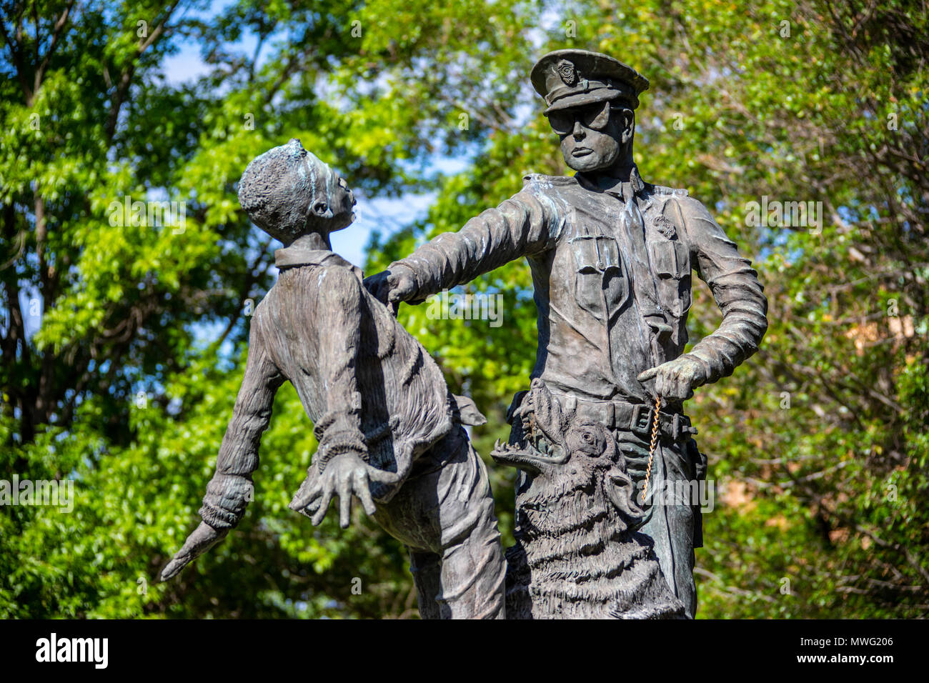 The Foot Soldier, statue sculpted by Ronald S McDowell, Kelly Ingram ...