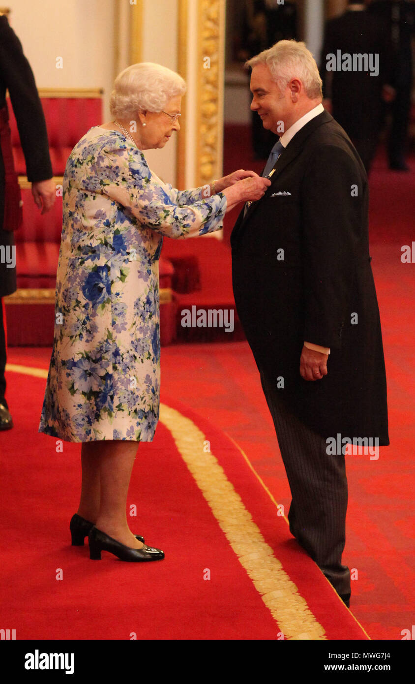 Eamonn Holmes is made an OBE (Officer of the Order of the British ...