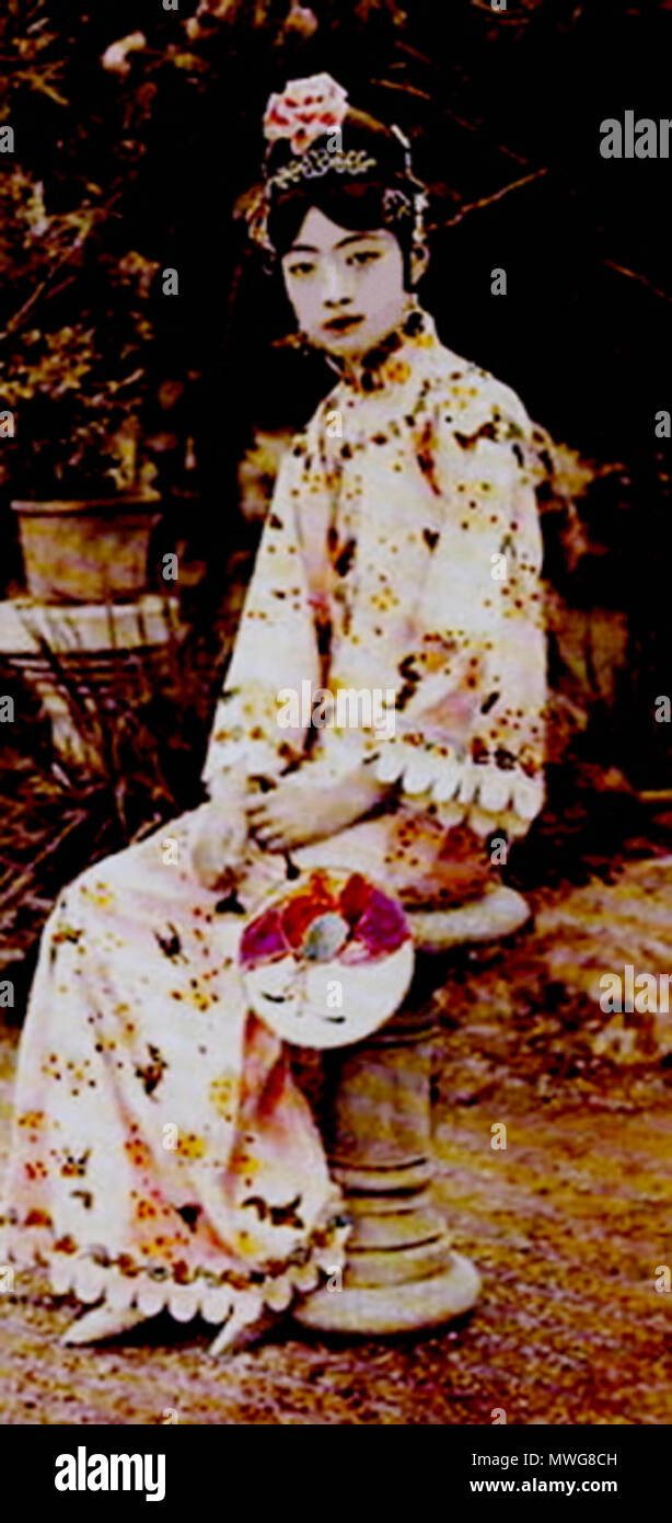 . Photograph of the Qing Dynasty Empress Gobele Wan-Rong of XuanTong ...