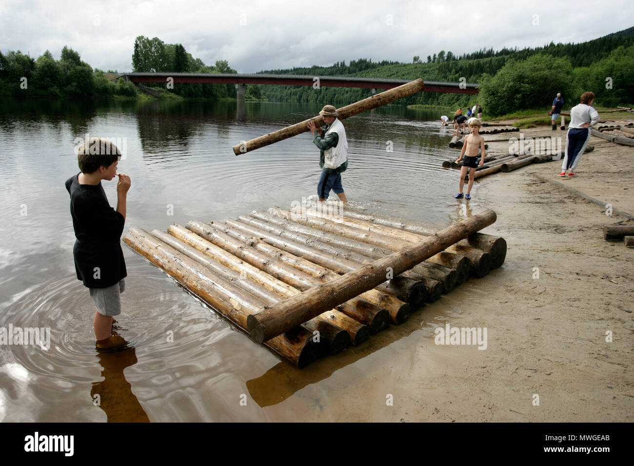 Voyage en radeau hi-res stock photography and images - Alamy