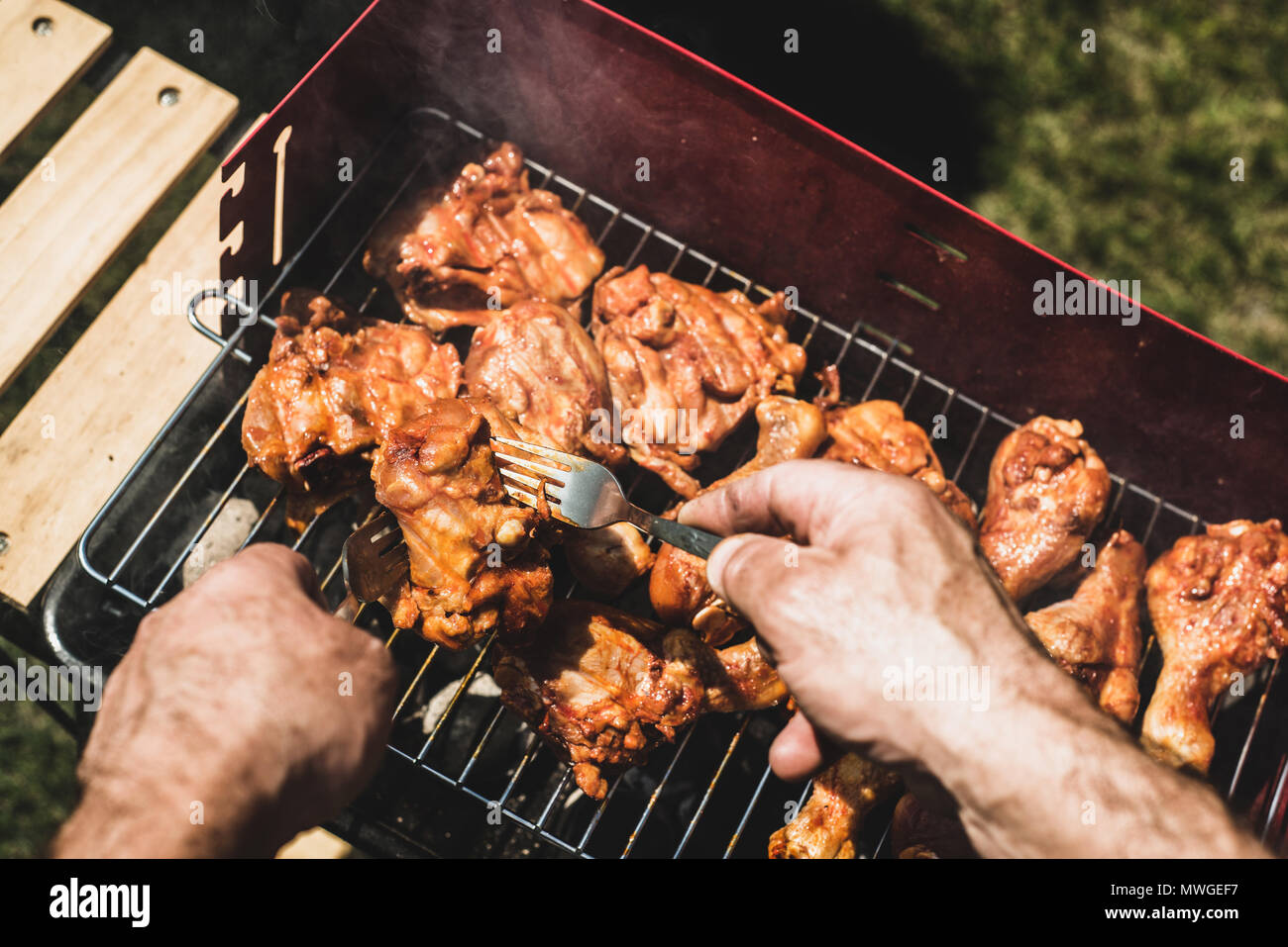 Chicken legs women hi-res stock photography and images - Alamy
