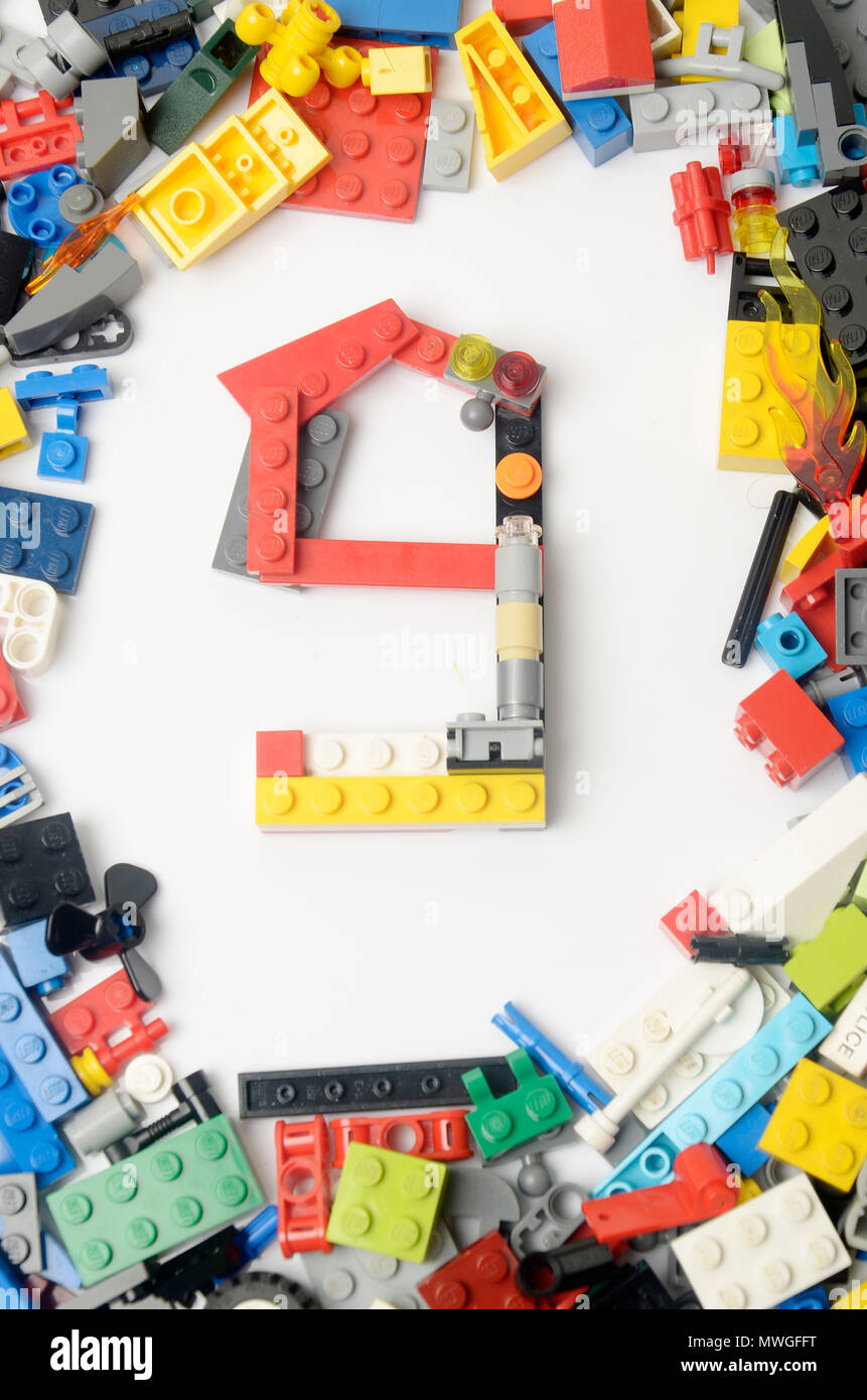 Numero 9 lego hi-res stock photography and images - Alamy