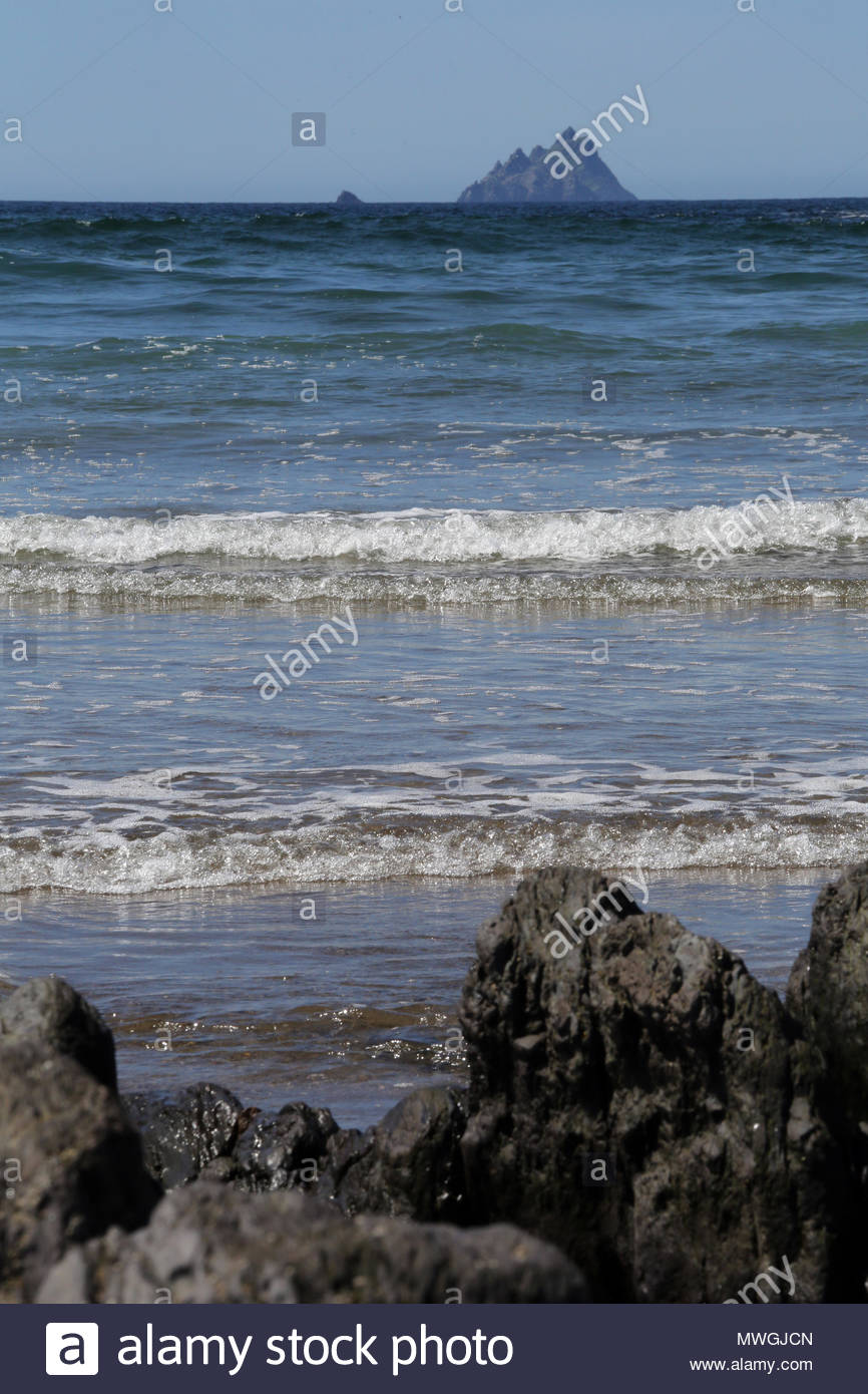A view of the Atlantic Ocean from a beach on the edge of the Iveragh ...