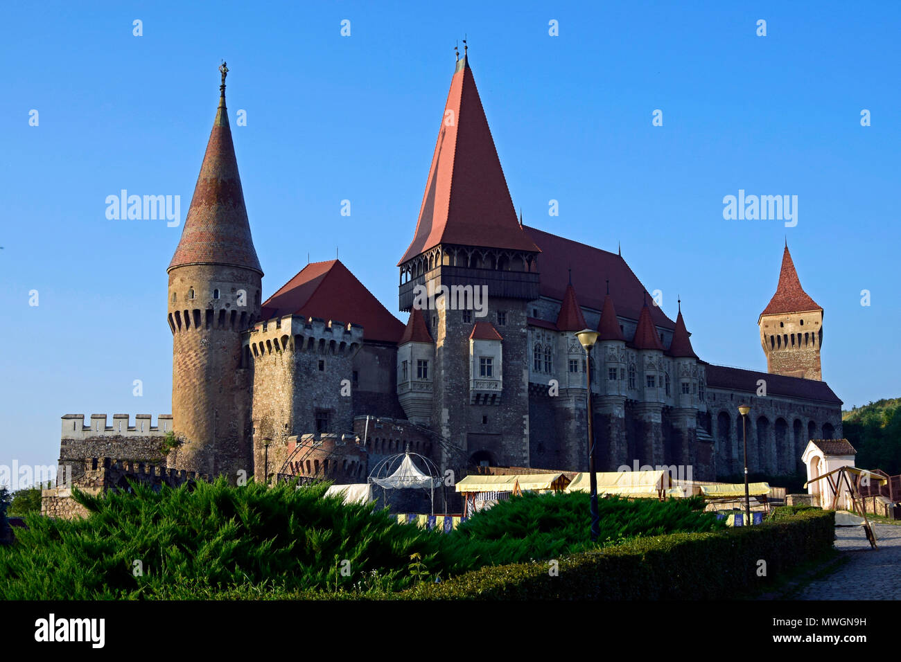 Hunyadi castle hi-res stock photography and images - Alamy
