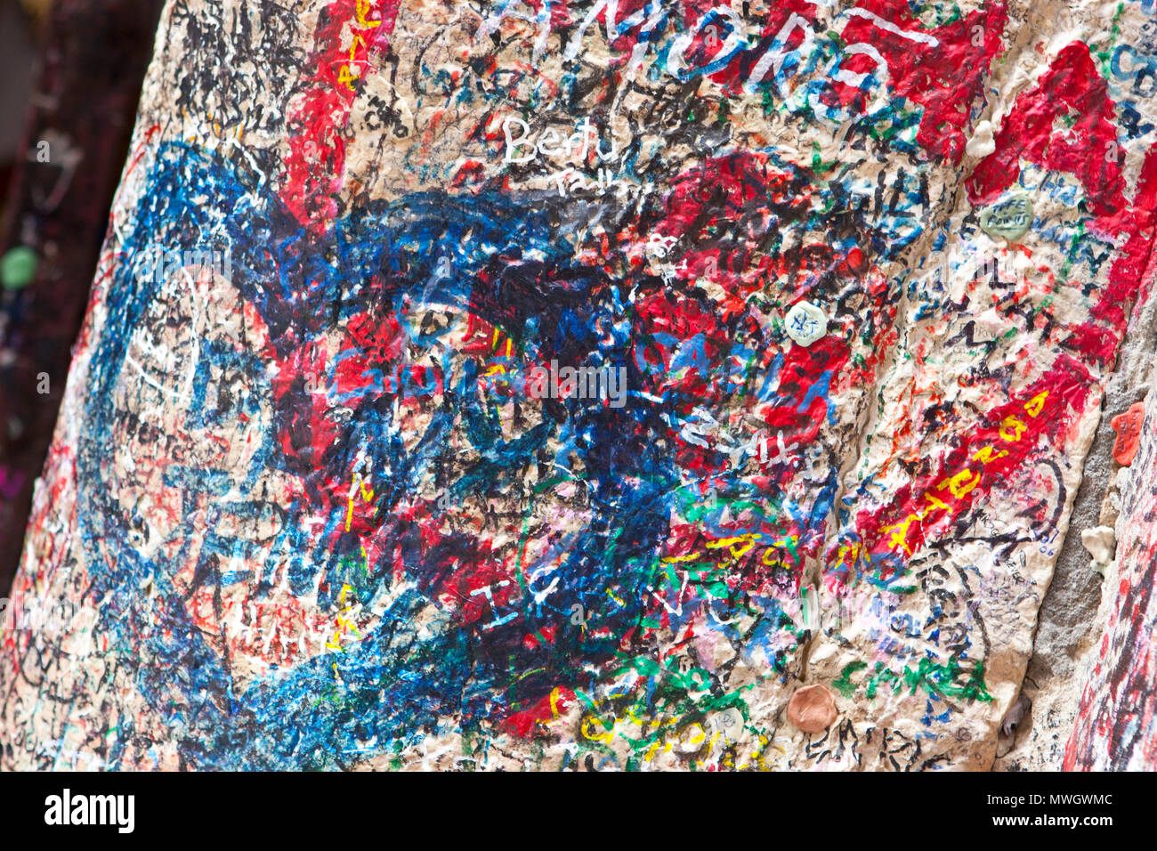 Graffiti splash of colour with blue love heart Stock Photo - Alamy