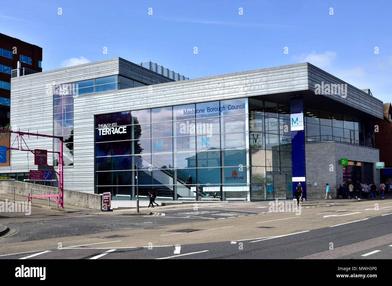 Mbc building hi-res stock photography and images - Alamy