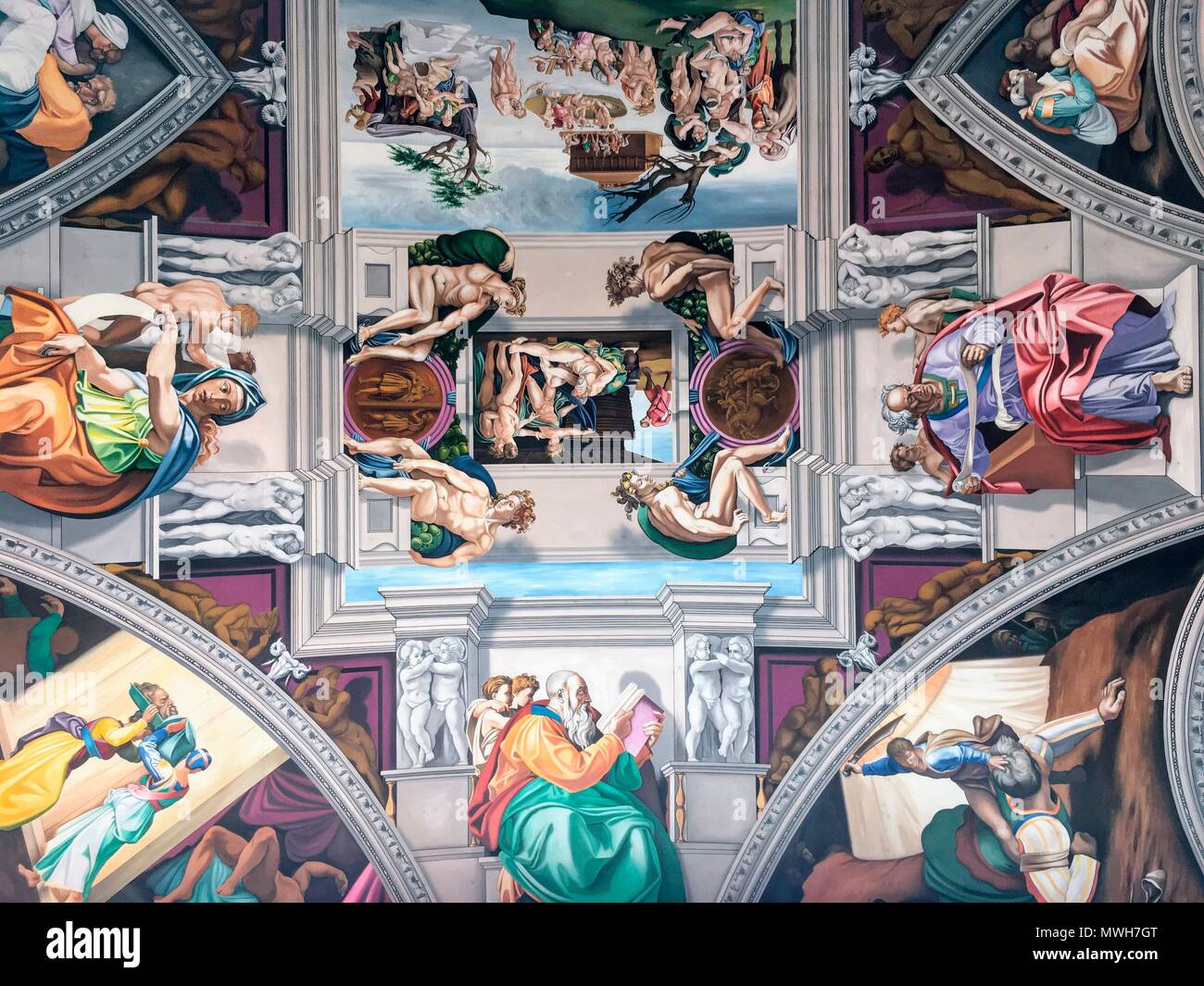 Catholic ceiling painting hi-res stock photography and images - Alamy