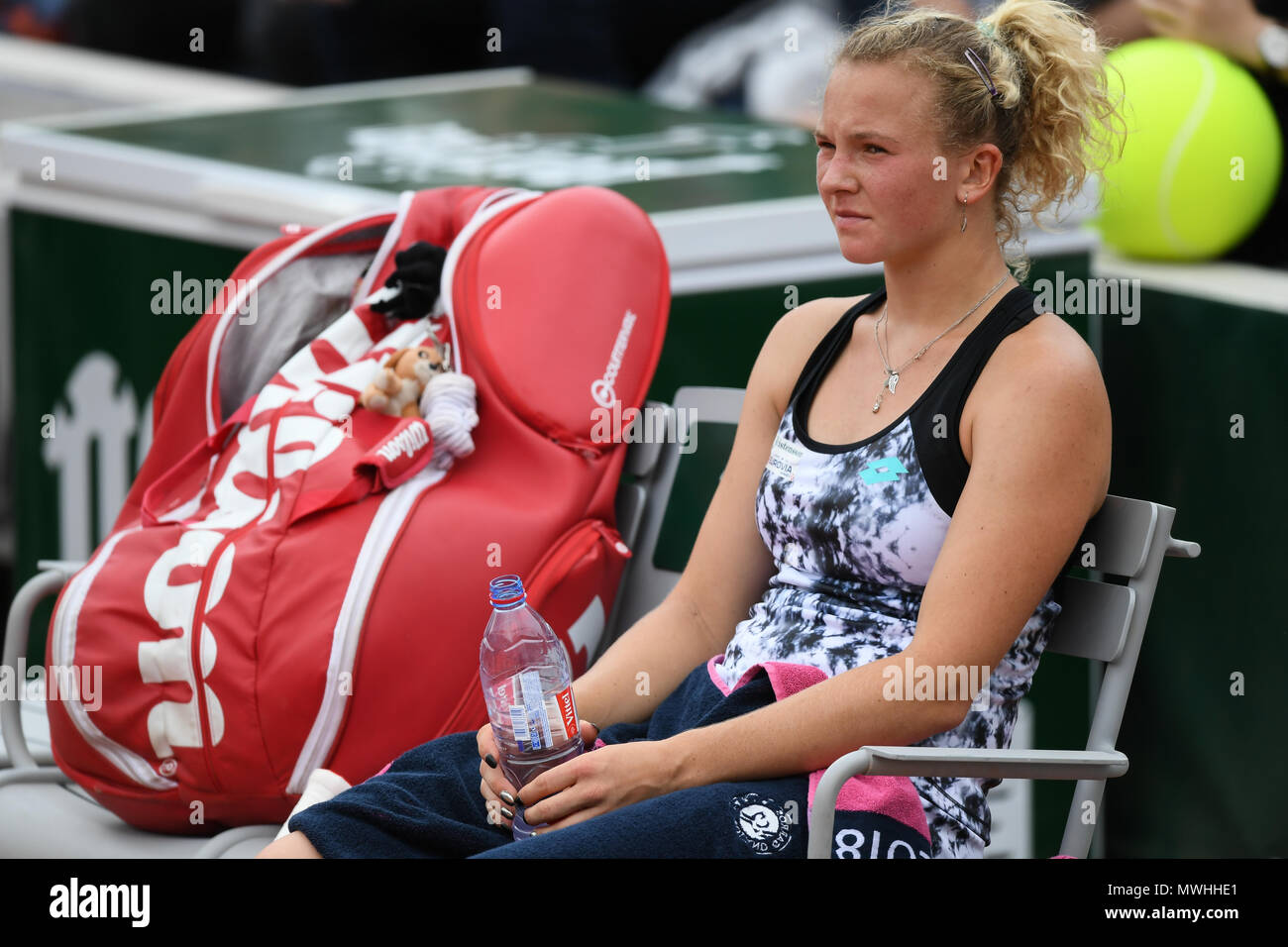 Katerina siniakova roland garros hi-res stock photography and images ...