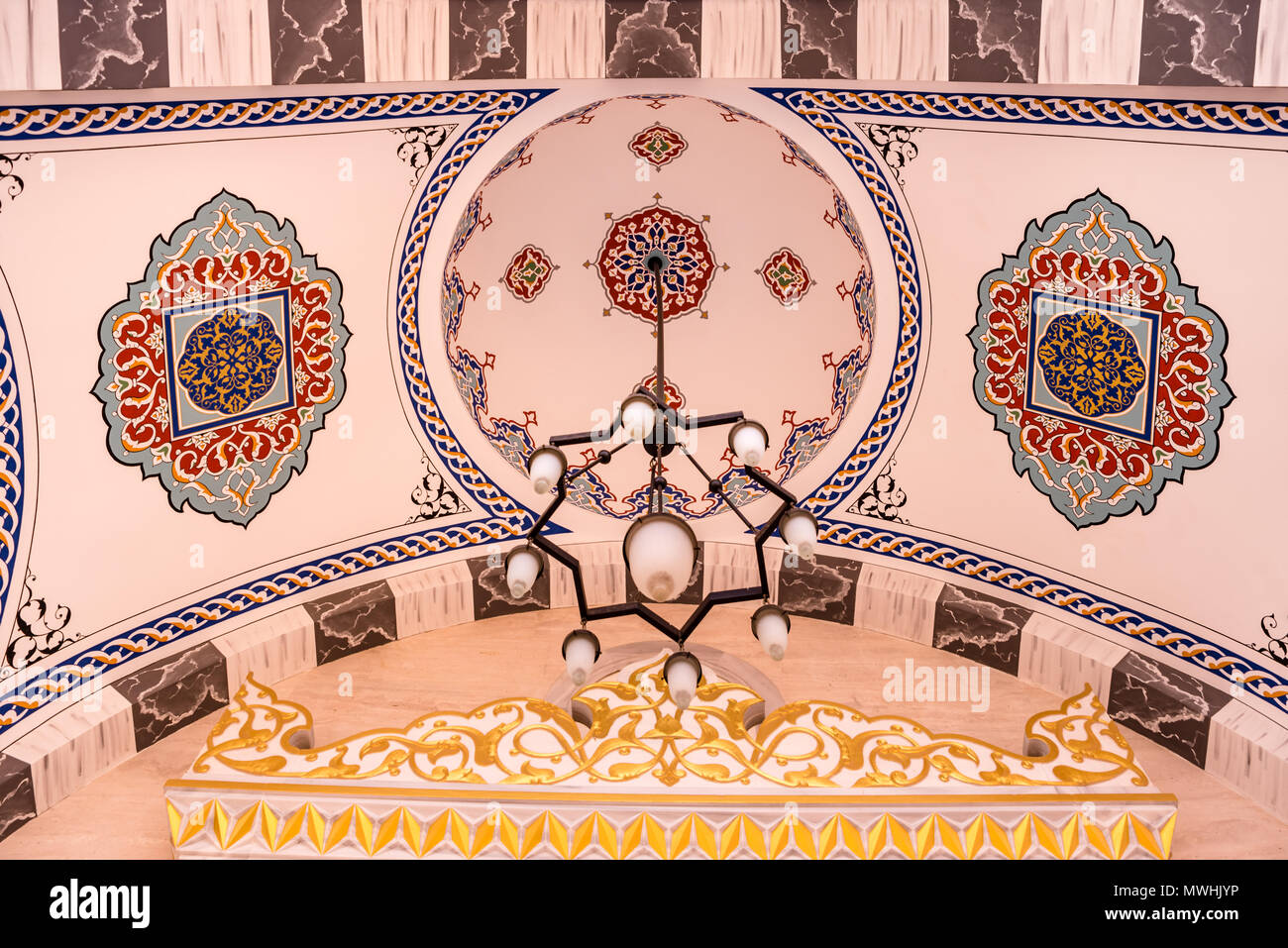 Interior view of Center Isabey Mosque in Bursa,Turkey Stock Photo - Alamy
