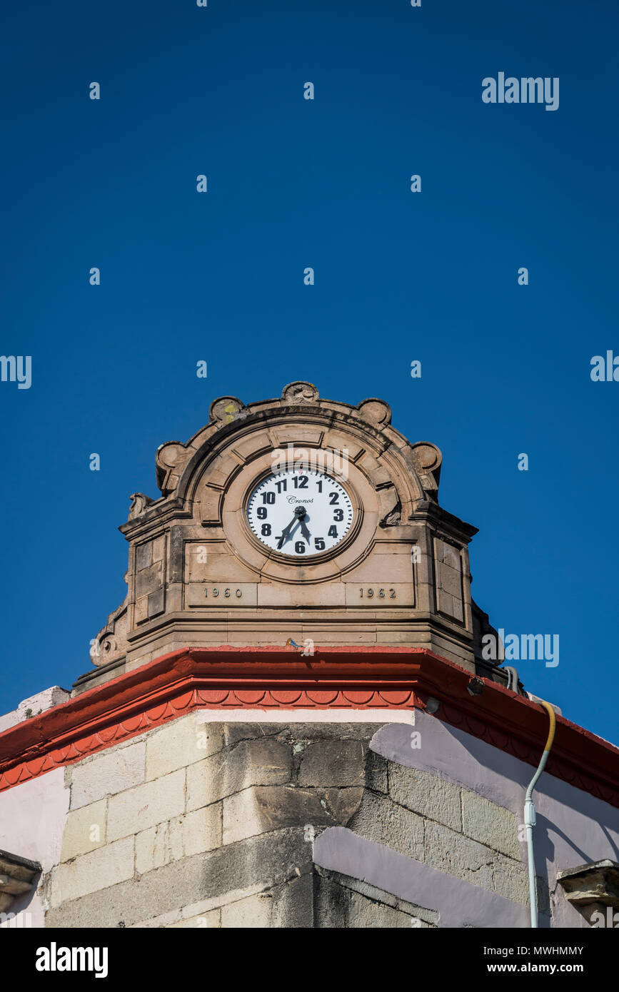 Clock on house roof, Oaxaca, Mexico Stock Photo - Alamy