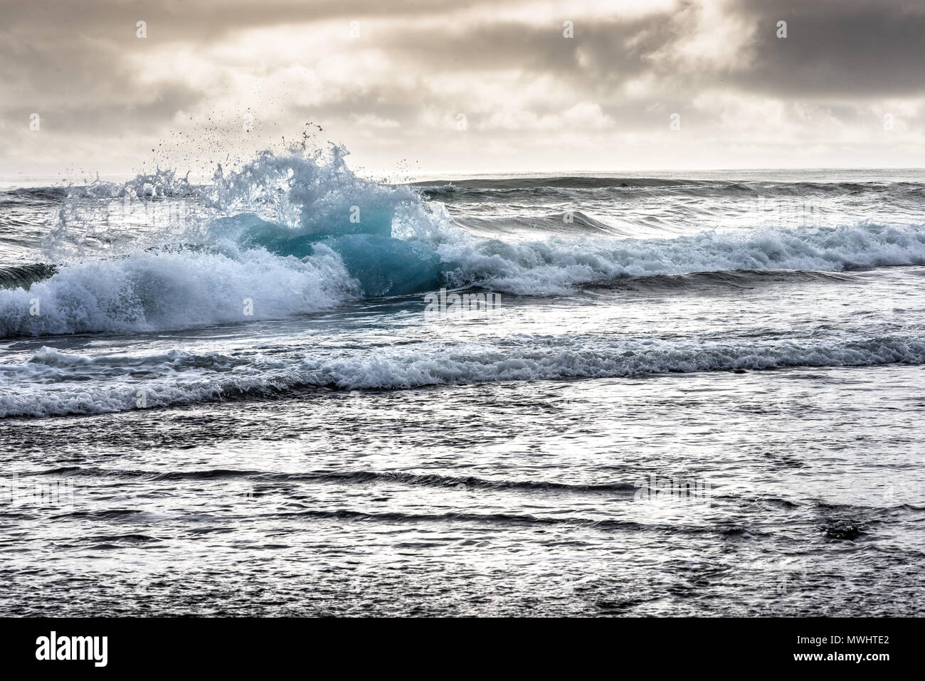 icebergs at diamond beach at Jökulsarlon Lagoon Stock Photo - Alamy