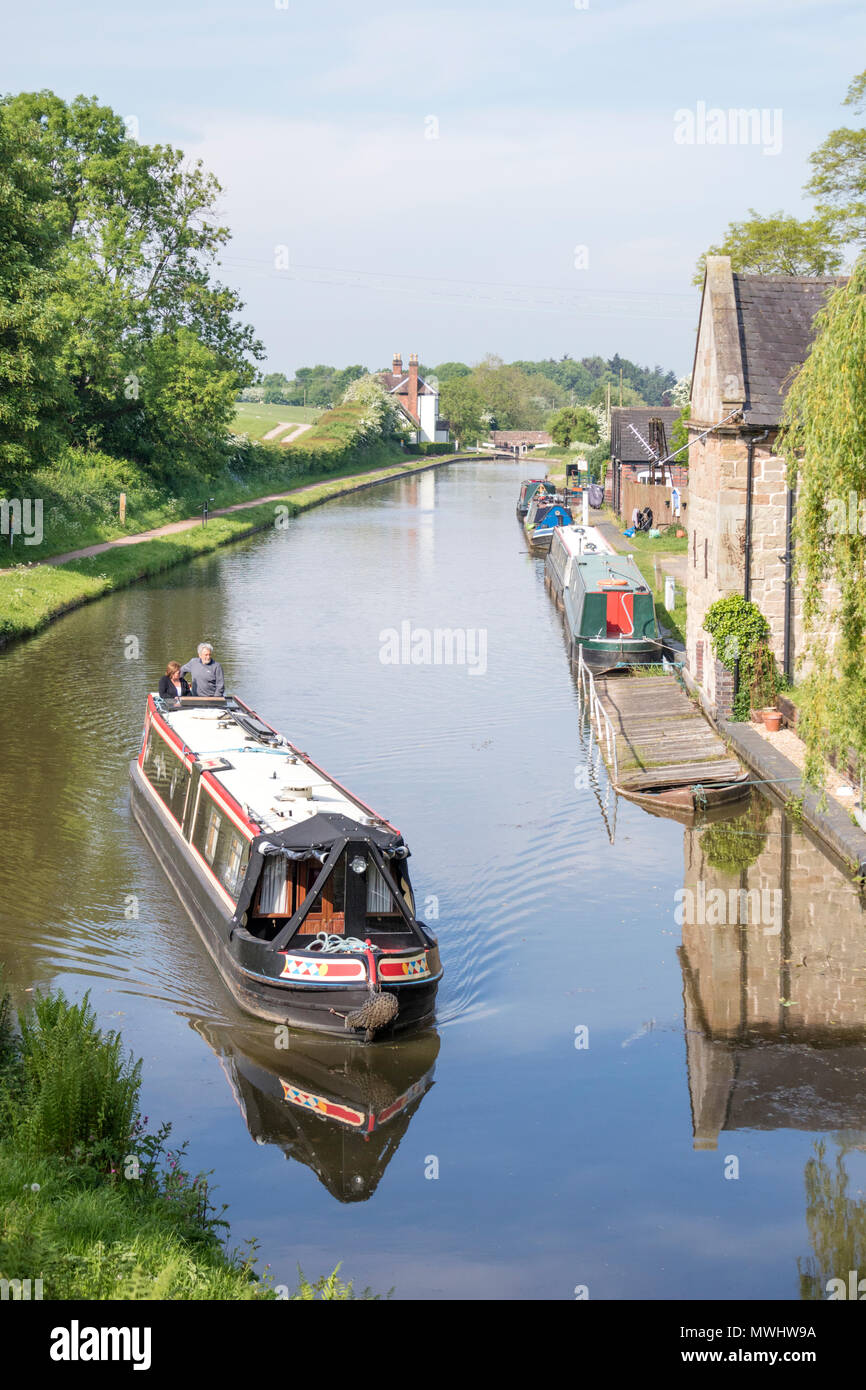 The Worcester and Birmingham Canal at Tardebigge, Worcestershire ...